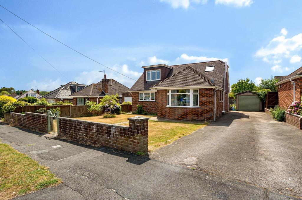 Broadmead Road, Nursling... 3 bed bungalow for sale - £500,000