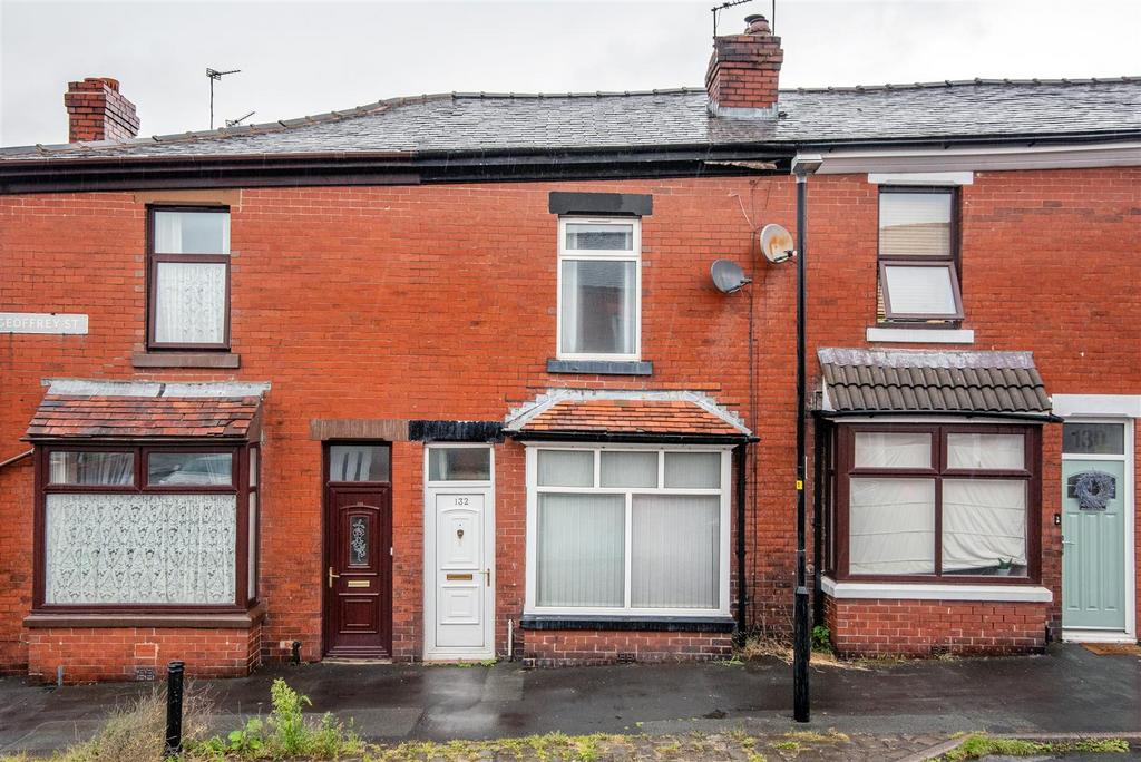 Geoffrey Street, Chorley 2 bed terraced house to rent - £795 pcm (£183 pw)