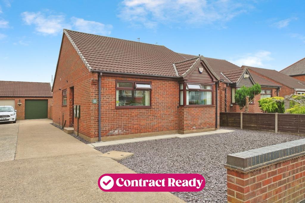 Boothferry Road, Hessle, HU13 9AZ 2 bed detached bungalow for sale - £ ...