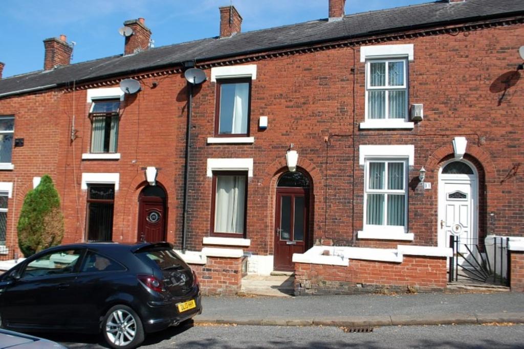 Cecil Street, Greater Manchester SK16 2 bed terraced house - £1,000 pcm ...