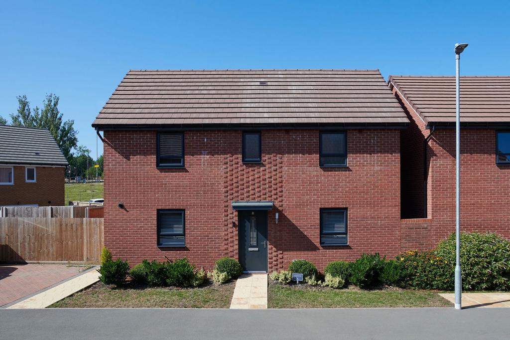 Wellingborough NN8 3 bed detached house for sale - £330,000