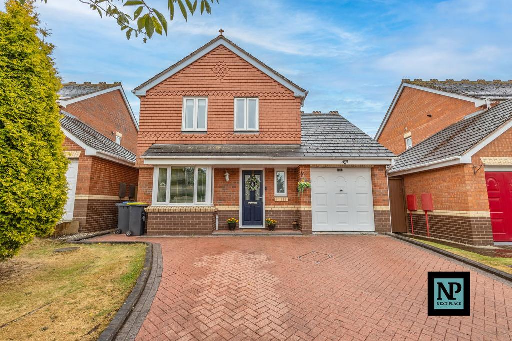Mayfield, Wilnecote, B77 3 bed detached house - £320,000
