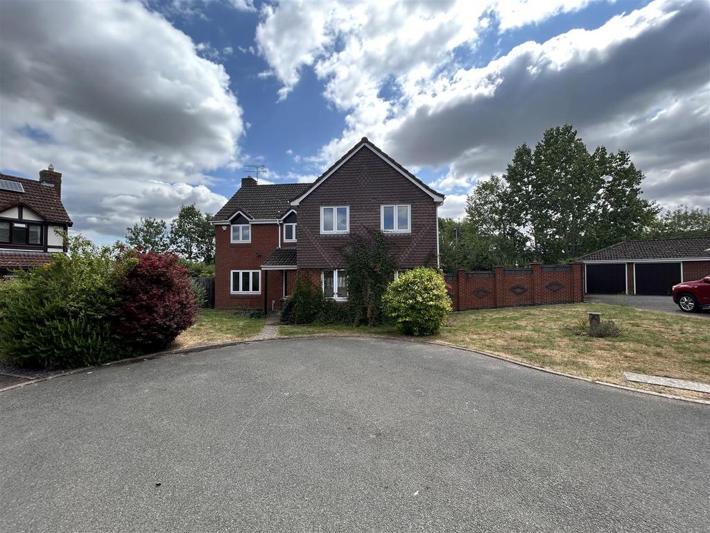 Daty Croft, Home Meadow, Worcester 4 bed detached house to rent - £ ...