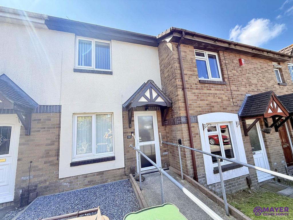 Long Terrace Close, Plymouth PL7 2 bed terraced house to rent - £1,100 ...