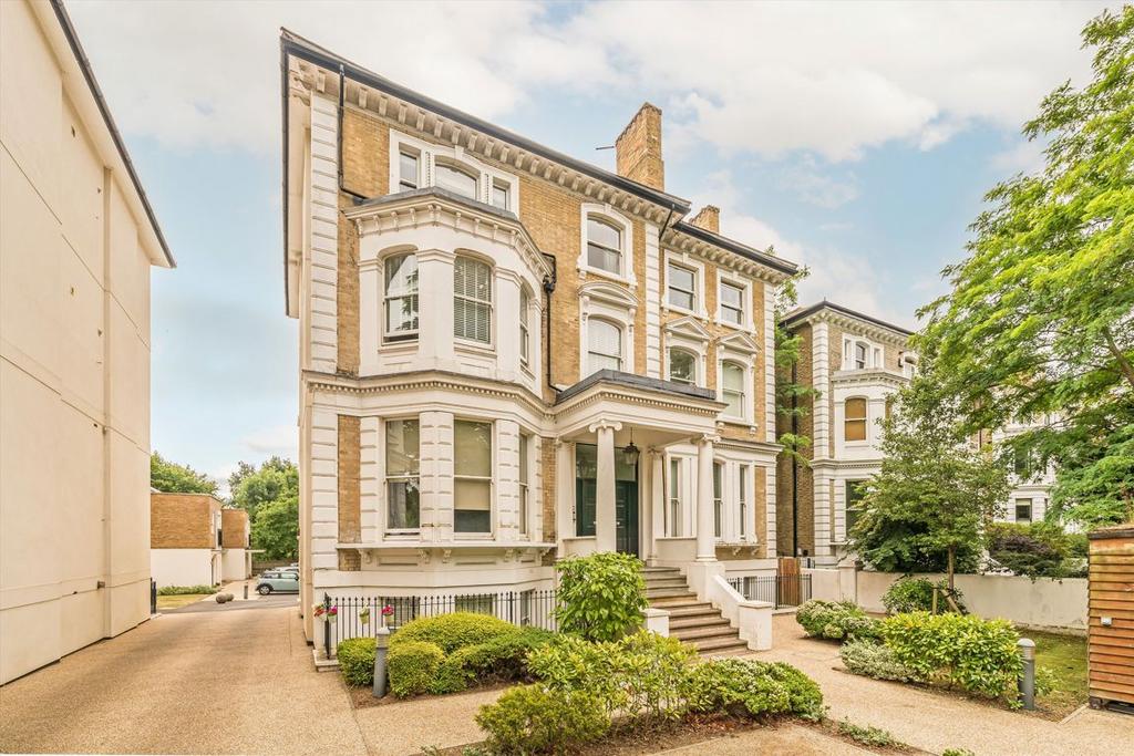 Langley Road, Surbiton KT6 2 bed flat - £480,000