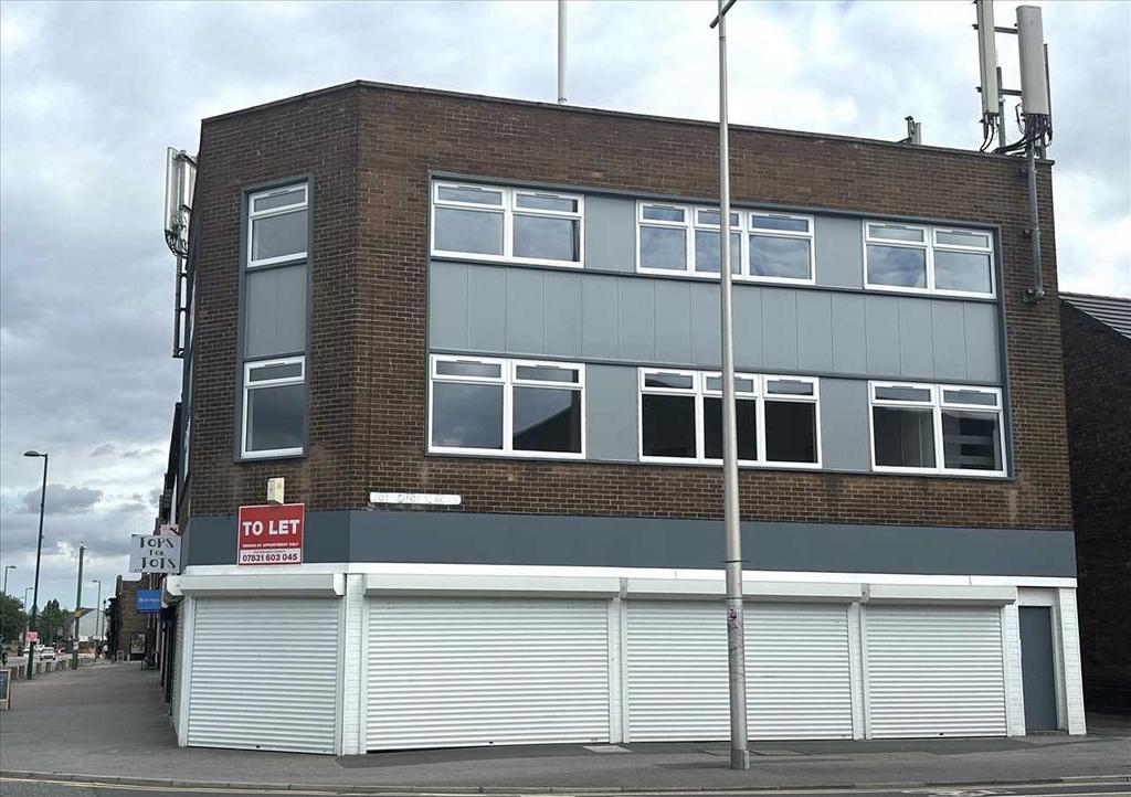 Scunthorpe DN16 3 bed apartment - £650 pcm (£150 pw)