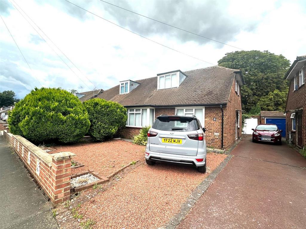 Mill Way, Feltham 4 bed bungalow for sale - £499,999