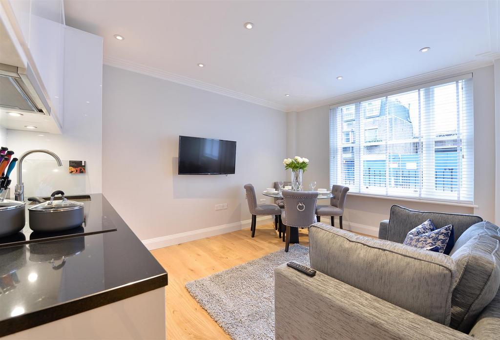 39 Hill Street, Mayfair, London, W1 1 bed flat - £3,272 pcm (£755 pw)