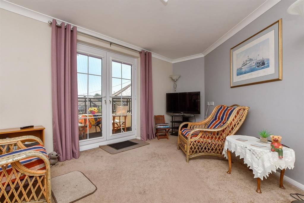 Chislet Court, Herne Bay CT6 1 bed flat for sale - £80,500