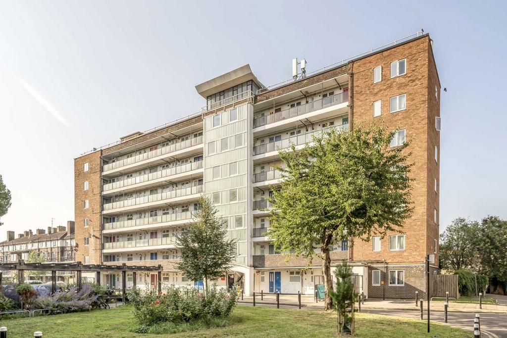 Longfield Estate, London SE1 2 bed flat for sale - £300,000