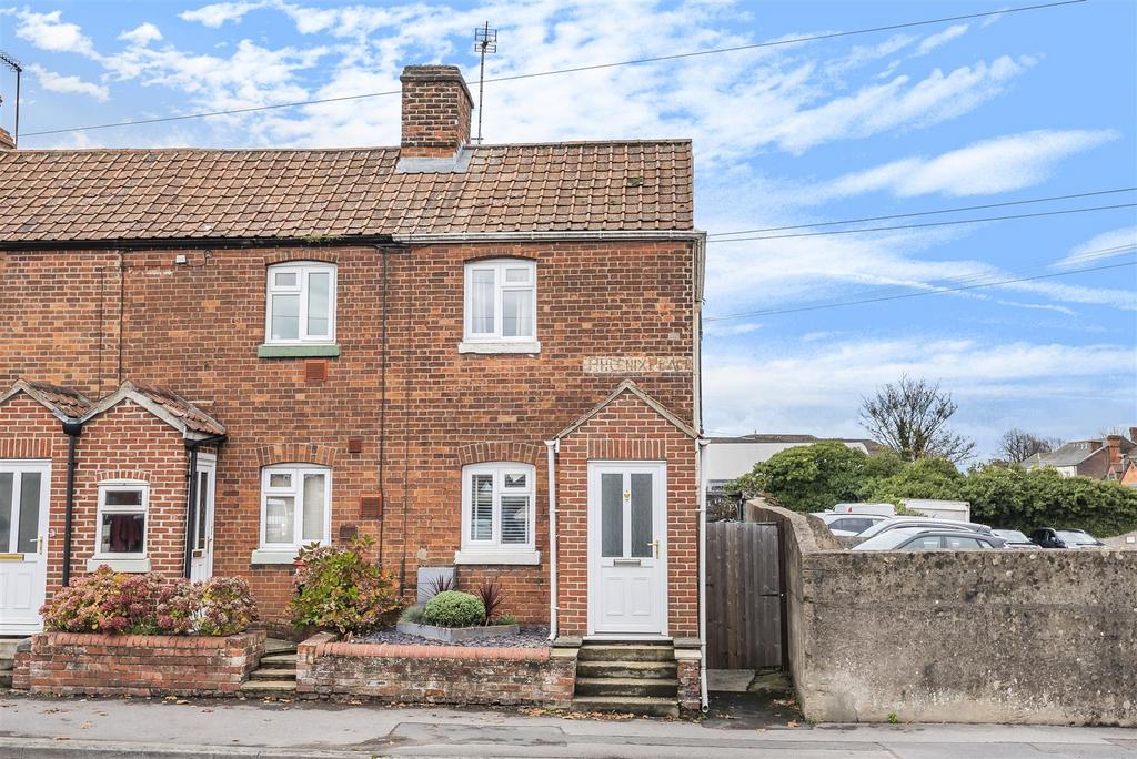 Phoenix Place, Devizes 2 bed end of terrace house for sale - £220,000