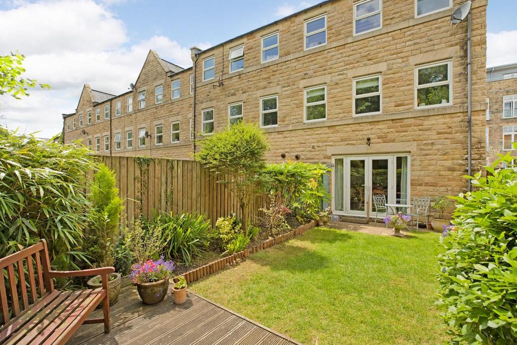 Mill Fold, Addingham,Ilkley LS29 4 bed townhouse for sale - £450,000