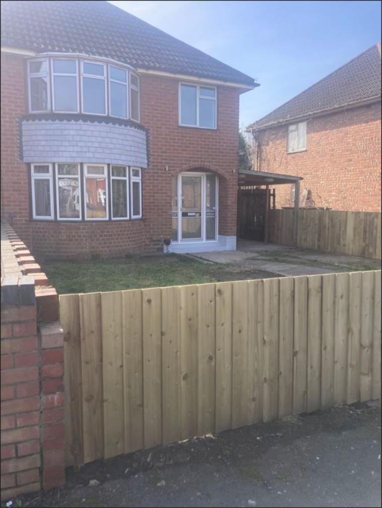 Wheatley Crescent, Leegomery... 3 bed semi-detached house for sale - £ ...