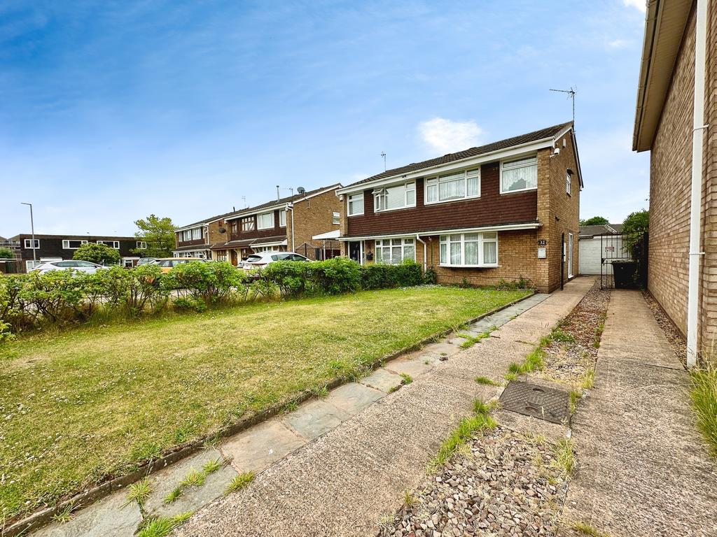 Ingledew Close, Walsall WS2 3 bed semi-detached house for sale - £240,000