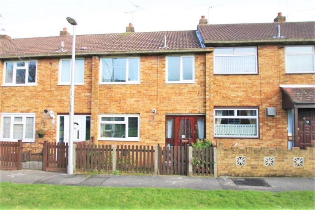 Rosemary Close, Chatham 2 bed terraced house to rent - £1,250 pcm (£288 pw)