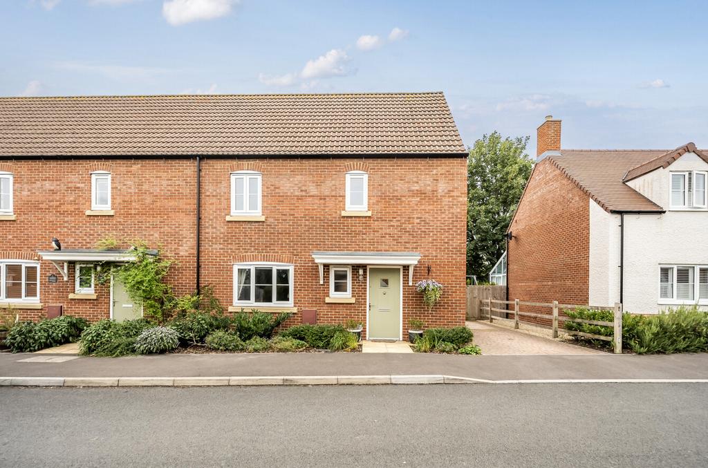 Ferryman Close, Twyning, Tewkesbury 3 bed end of terrace house for sale ...
