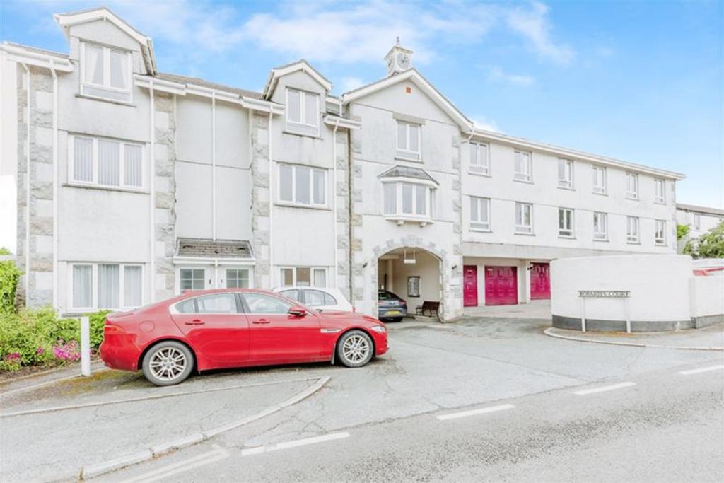 28 Robartes Court, Redannick Lane TR1 1 bed retirement property to rent ...