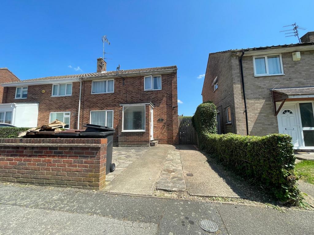 8 Calder Close, Corby, NN17 1 bed in a house share to rent - £495 pcm (£114 pw)