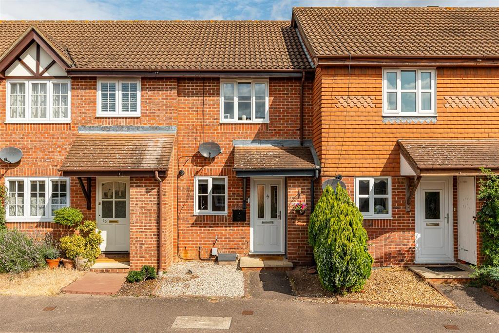 The Copse, Hertford SG13 2 bed terraced house for sale - £375,000
