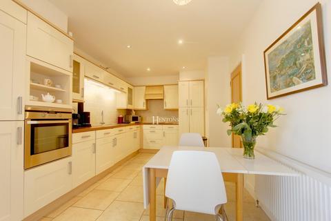 Houses for sale in Cardiff | Page 2 | OnTheMarket