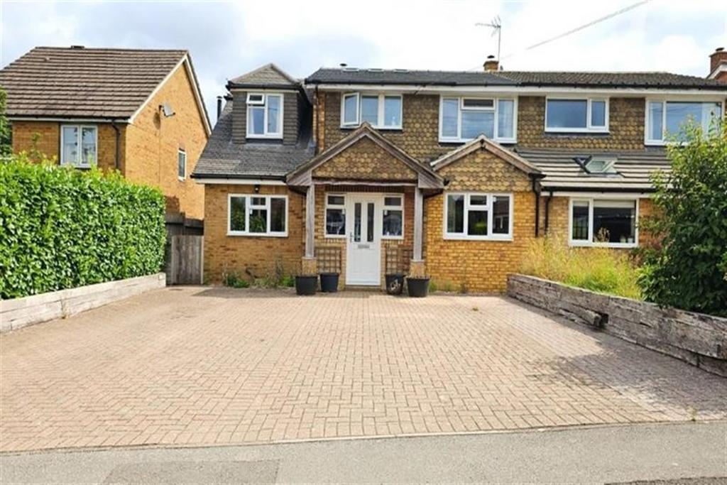 Hindhead GU26 4 bed semi-detached house - £545,000