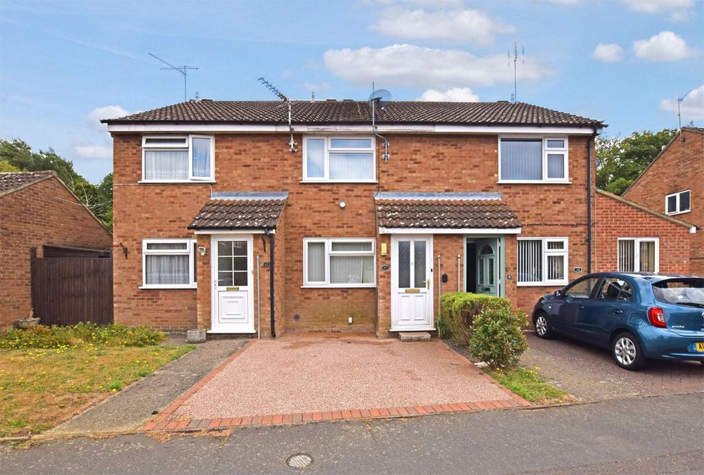 Corbyn Shaw Road, King's Lynn PE30 2 bed terraced house for sale - £185,000