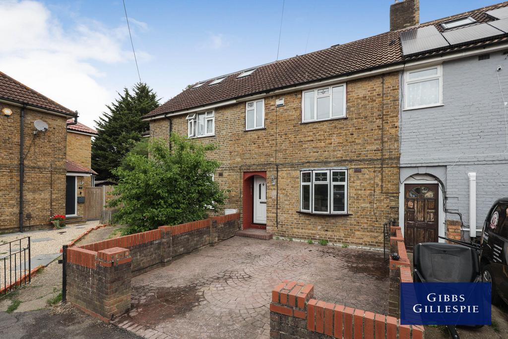 Castle Avenue, Yiewsley, West... 2 bed house to rent - £1,750 pcm (£404 pw)