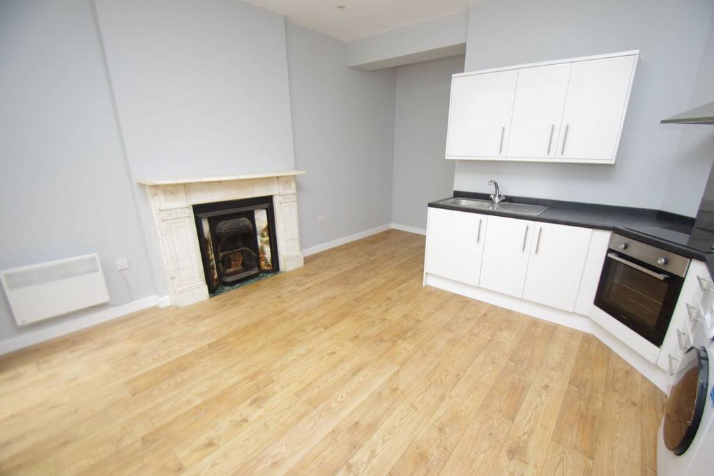 Westland Road, WD17, Watford, WD17 1 bed flat to rent - £1,275 pcm (£ ...