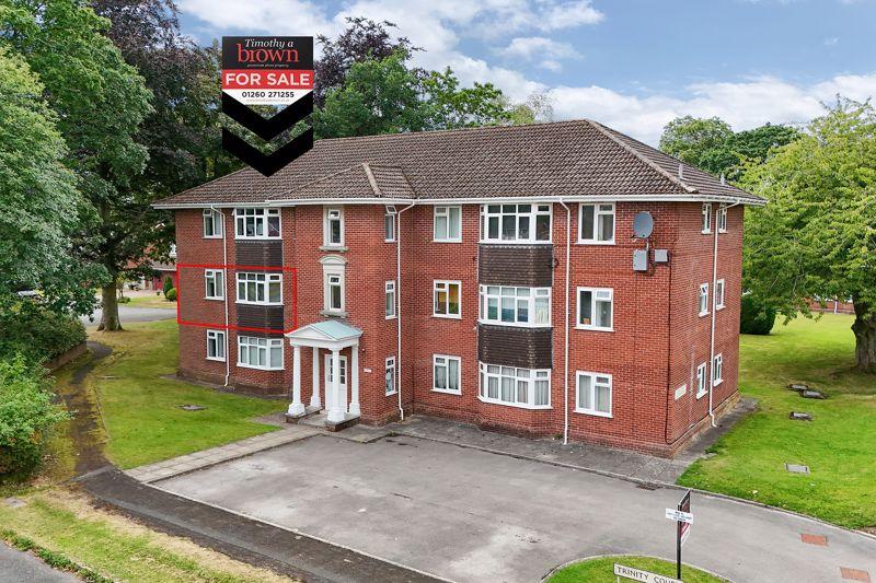 Henshall Hall Drive, Mossley, Congleton 1 bed flat - £118,000
