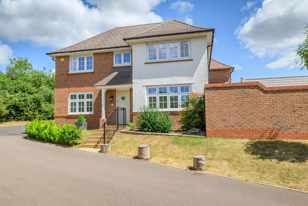 Croome Close, Lydney 4 bed detached house for sale - £475,000