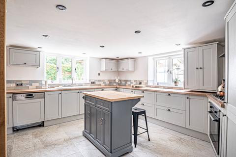 Houses for sale in Whitchurch, Hampshire | OnTheMarket