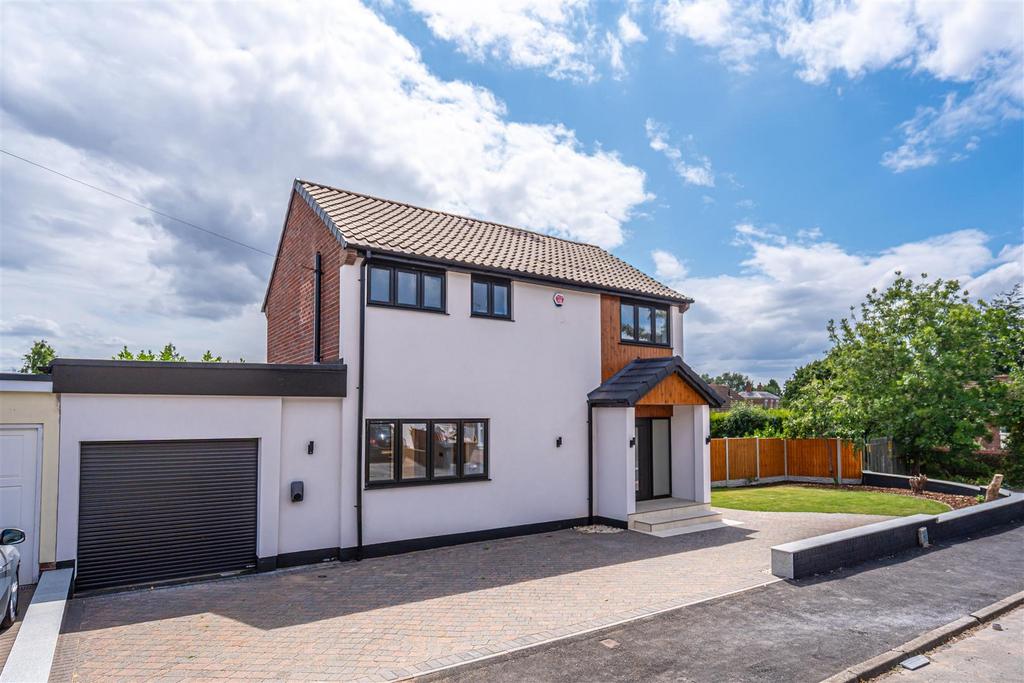 3 Newgate, Pattingham, Wolverhampton... 3 bed detached house - £485,000