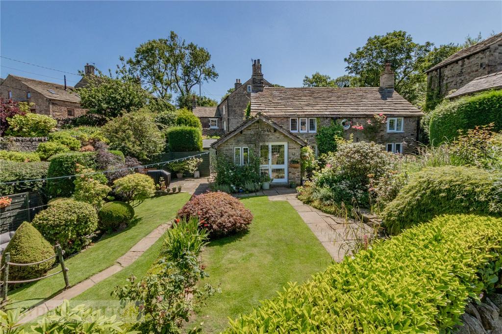 Higher Chisworth, Chisworth, Glossop... 3 bed detached house for sale ...