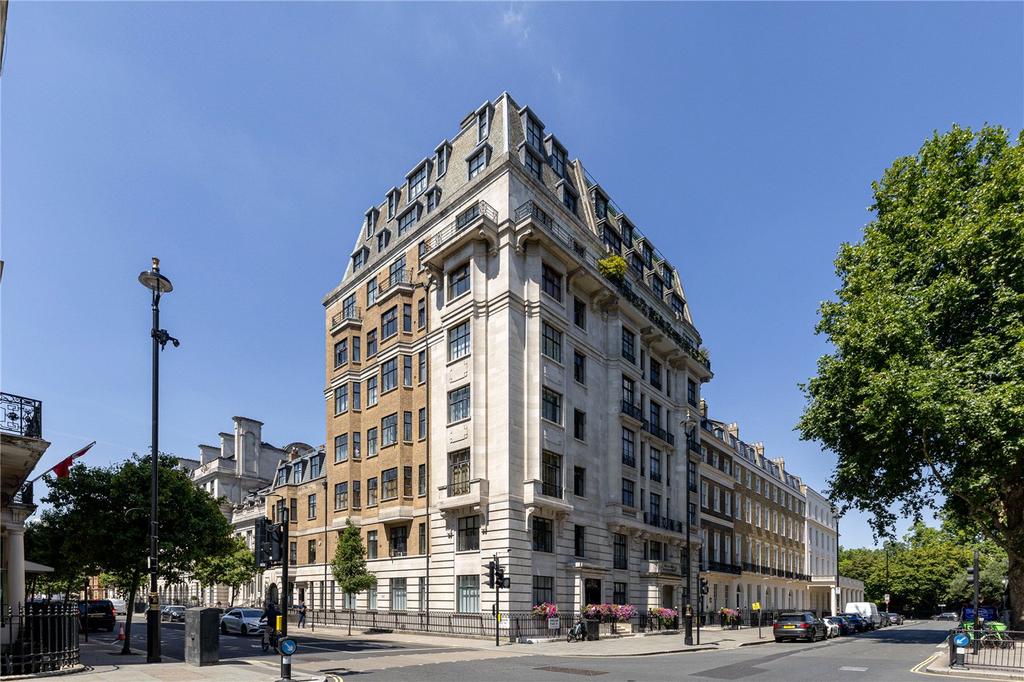 Portland Place, London, W1B 2 bed apartment to rent - £6,933 pcm (£ ...