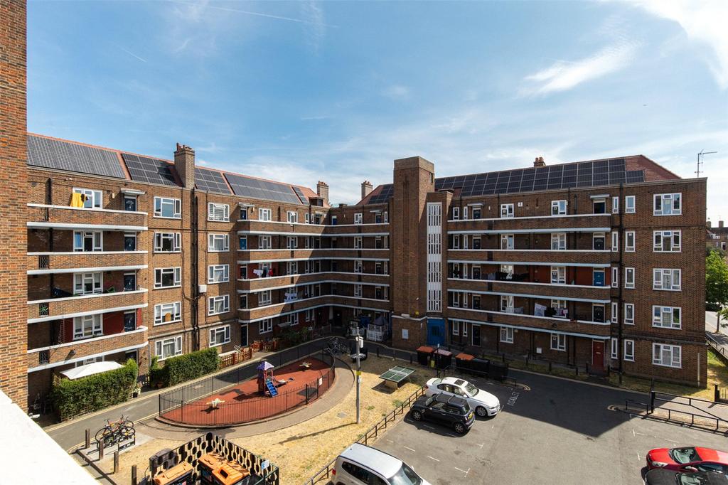 Whiston Road, Hackney E2 3 bed apartment for sale - £475,000