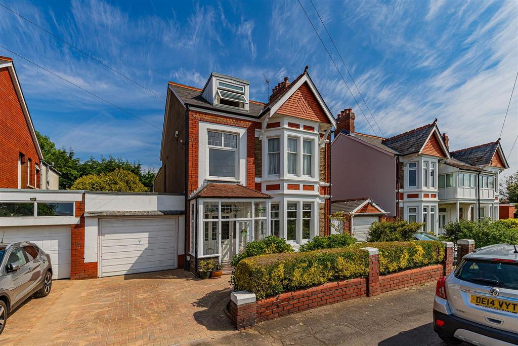 Highfield Road, Cardiff CF14 6 bed detached house - £699,950