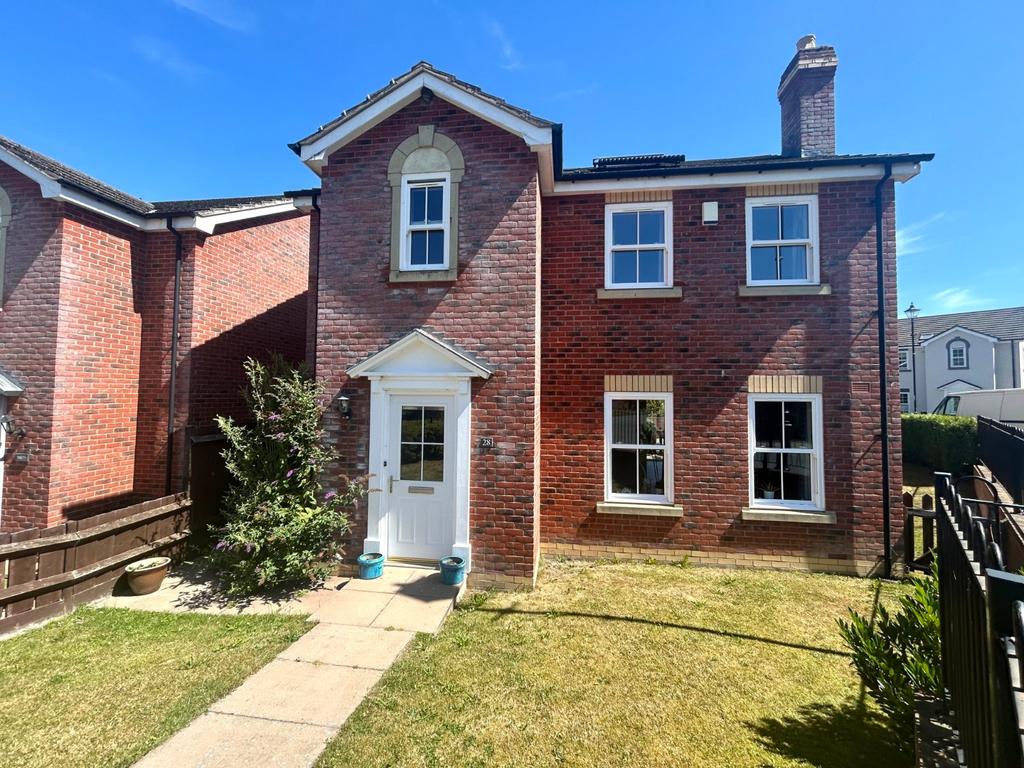 Mortimer Road, Montgomery, Powys, SY15 4 bed detached house - £1,250 ...
