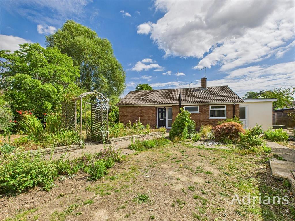 Chequers Road, Writtle, Chelmsford 3 bed bungalow for sale - £525,000