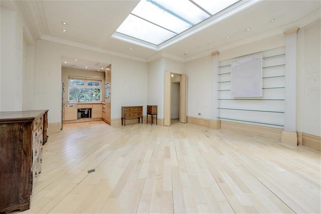 Stratford Road, London, W8 2 bed flat for sale - £1,200,000