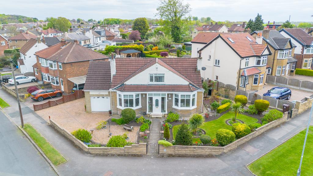 Whitkirk, Leeds LS15 3 bed detached house - £425,000
