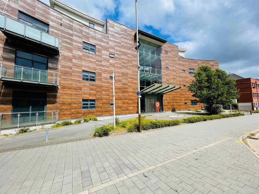 Abbey Park Road, Leicester 2 bed flat - £1,150 pcm (£265 pw)
