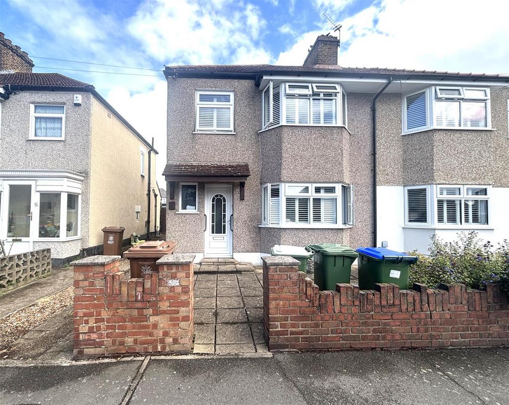 Elsa Road, Welling DA16 3 bed semi-detached house for sale - £450,000