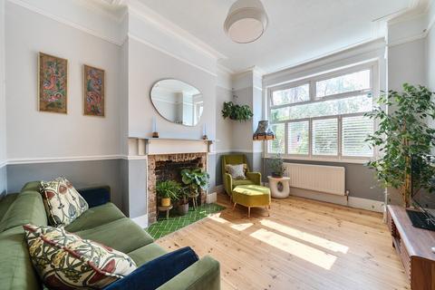 Houses for sale in Tooting | OnTheMarket