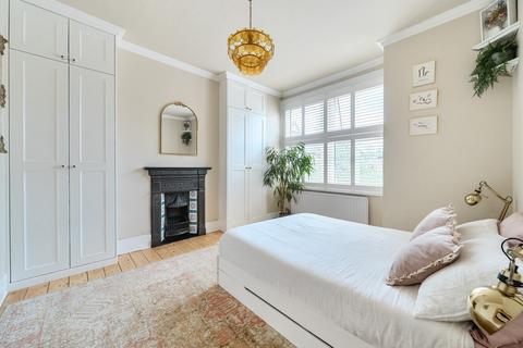 Houses for sale in Tooting | OnTheMarket