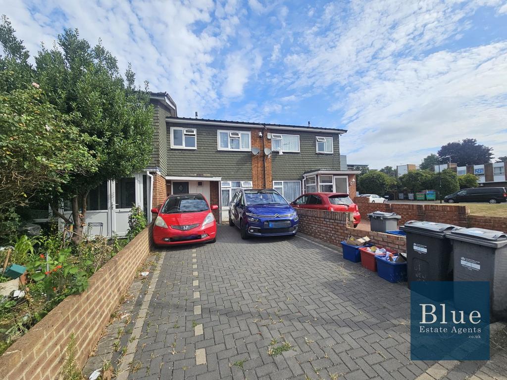 New Heston Road, Hounslow, TW5 3 bed terraced house - £534,950