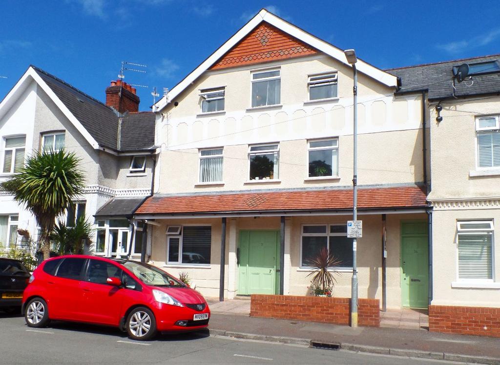 Llanishen, Cardiff CF14 3 bed maisonette for sale - £250,000
