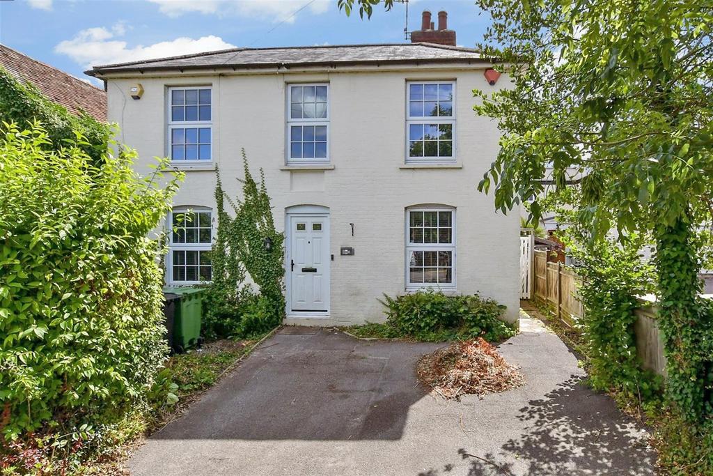 Loose Road, Maidstone, Kent 4 bed detached house - £580,000