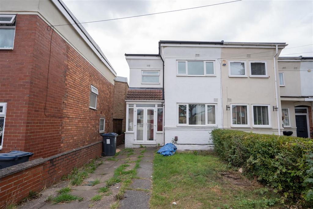Common Lane, Sheldon, Birmingham 2 bed semi-detached house - £1,100 pcm ...