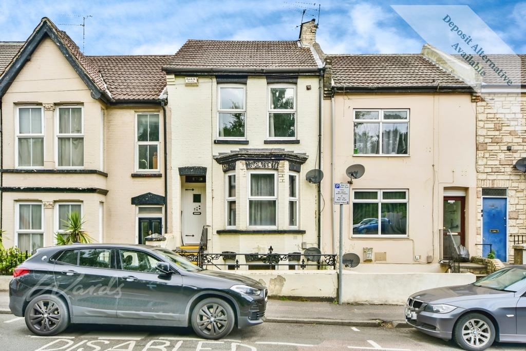 Richmond Road Gillingham ME7 2 bed apartment - £950 pcm (£219 pw)