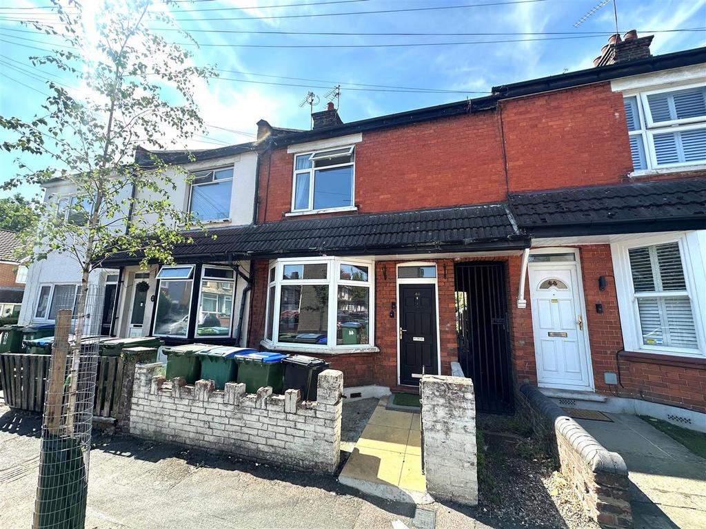 Hatfield Road, Watford WD24 3 bed terraced house to rent - £1,950 pcm ...